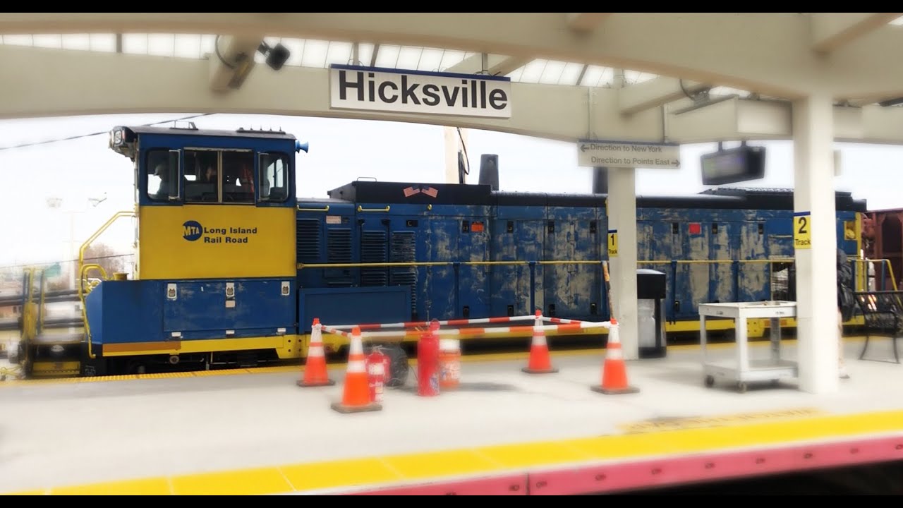 LIRR Gravel Train At Hicksville Station - YouTube