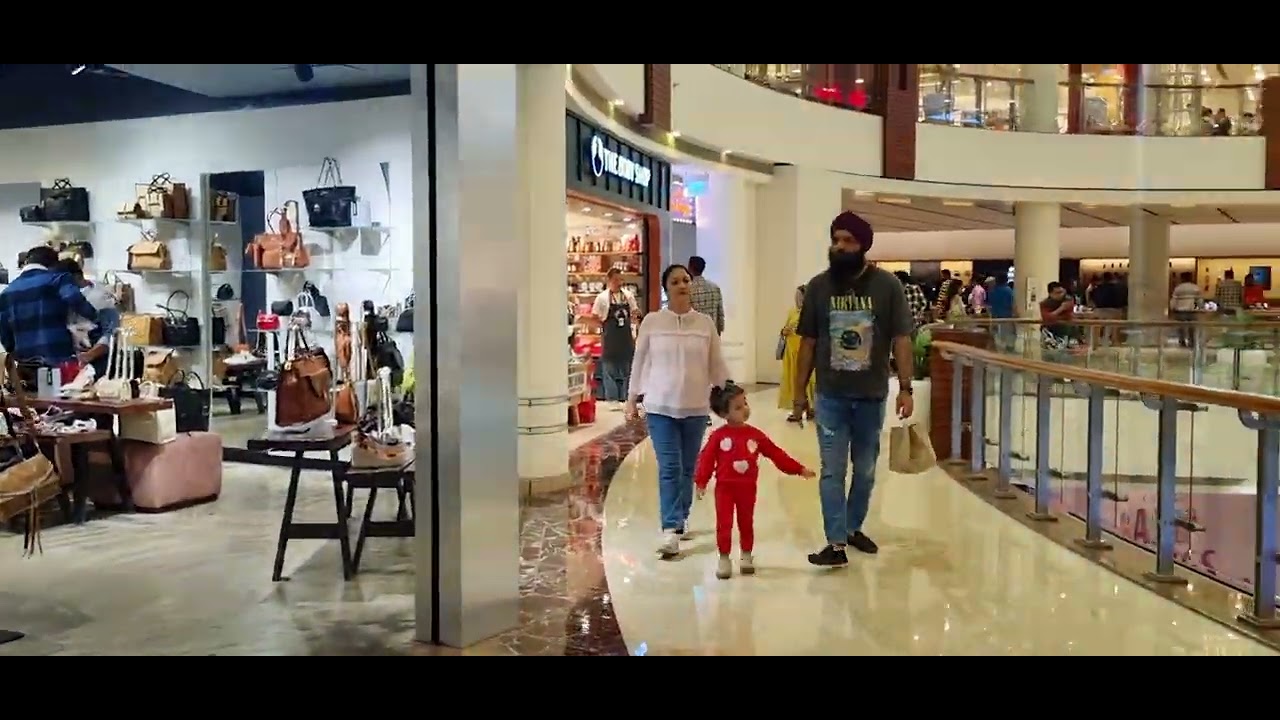 Walkaround Select city walk mall saket delhi India - YouTube