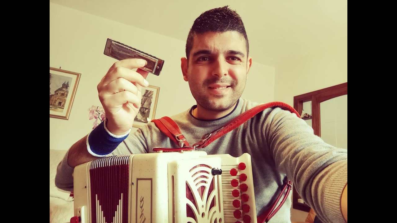 Luca Cocco di Ardauli e la sua armonica a bocca / Ballu curre curre de ...