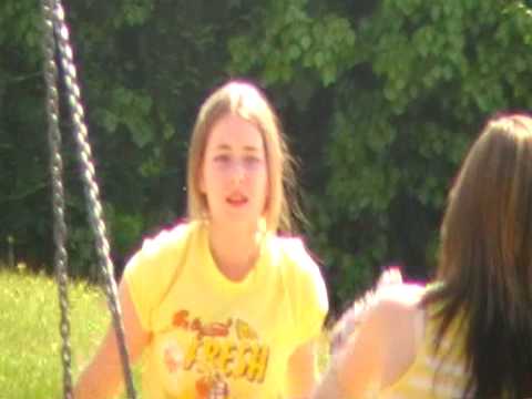 3 Girls Having Fun Together !