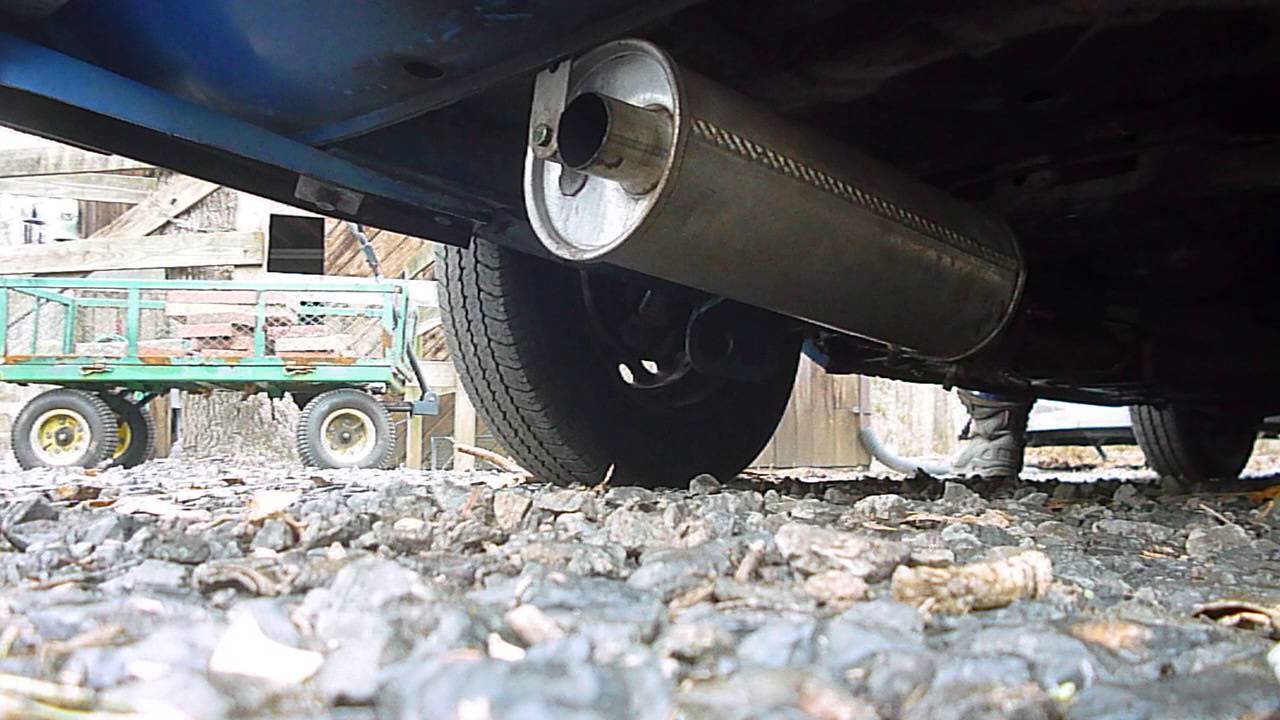 Triumph Spitfire exhaust - YouTube