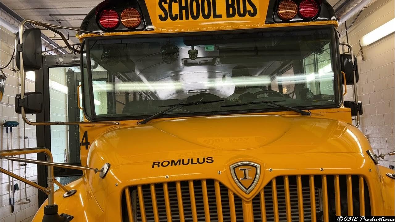 2022 IC CE W/ Cummins B6.7 Garage Air Brakes & Start Up - YouTube