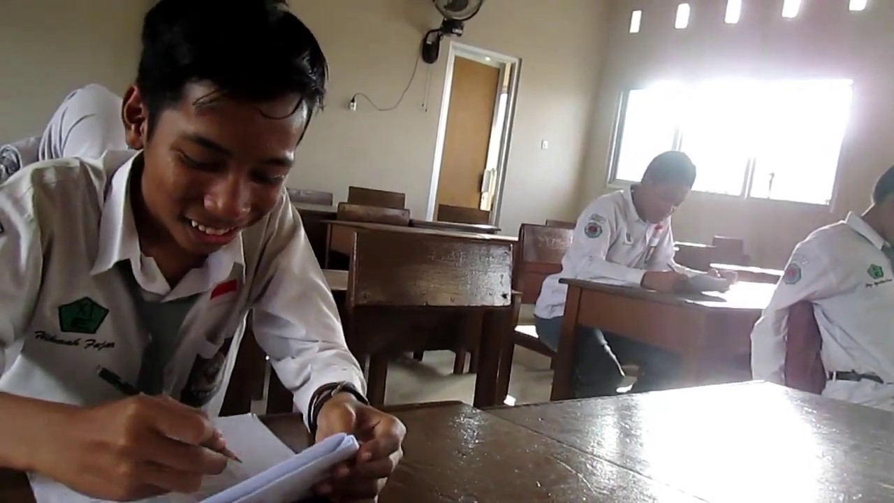 menyontek (film pendek) - YouTube