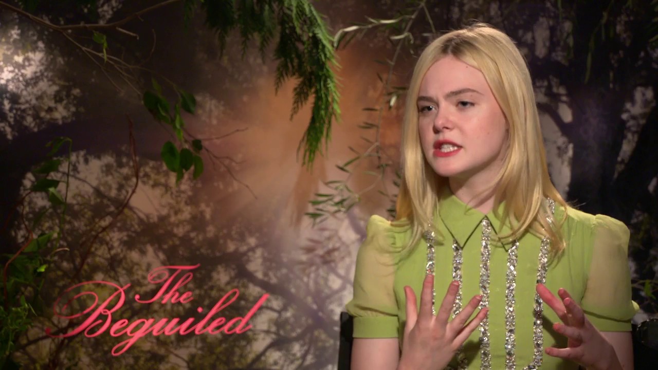 The Beguiled Interview w/ Elle Fanning - YouTube