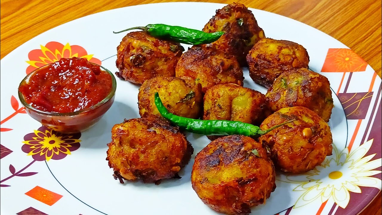 आलू बड़ा किस तरह बनाते हैं आसान विधि से बनाइए How to make Aloo bada at ...