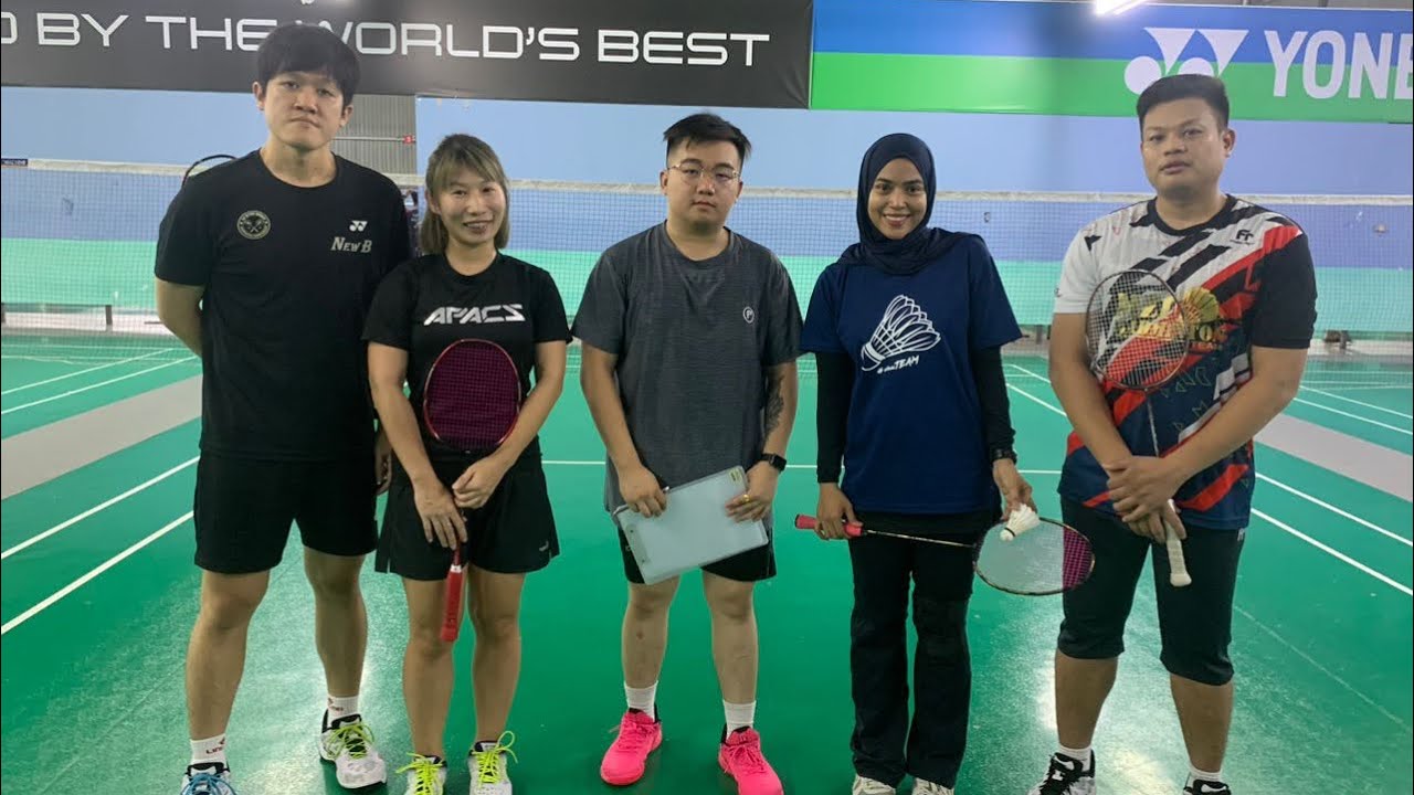 NewB Badminton Club Vs Wolf BC (XD1) (FinalSet Game) - YouTube