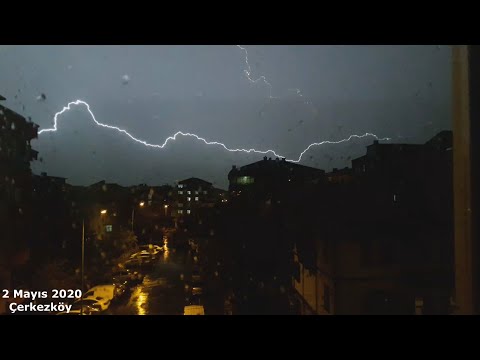 ÇERKEZKÖY'DE 2 MAYIS 2020 GECESİ YILDIRIMLAR #yıldırım #yıldırımdüşmesi #şimşek #çerkezköy