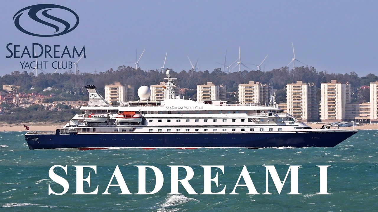 Crucero SEADREAM I entrando en el puerto de Cádiz - YouTube