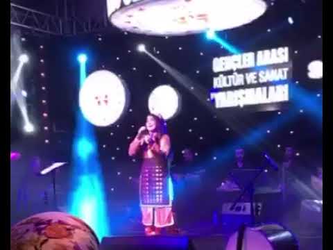 Ümmü Gülsün - Anam ağlar başucumda oturur