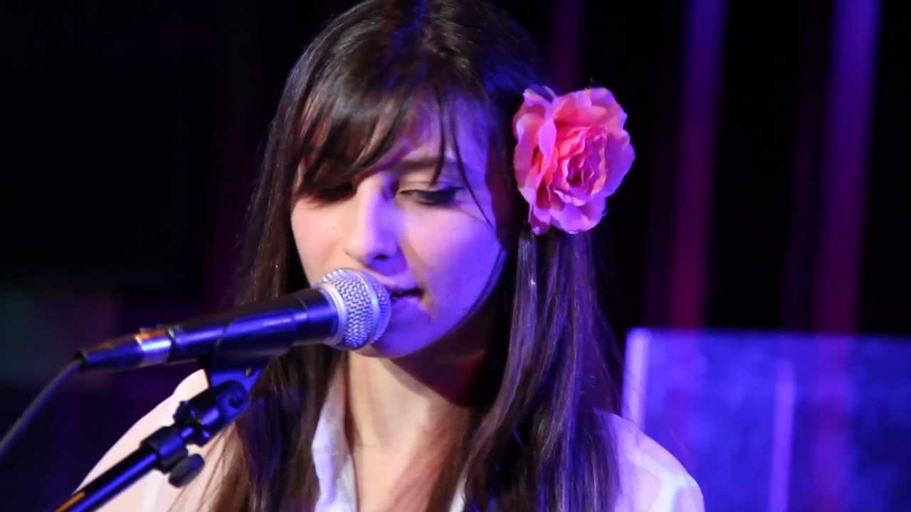Katie Ferrara-Click of the Clock (OFFICIAL MUSIC VIDEO) - YouTube