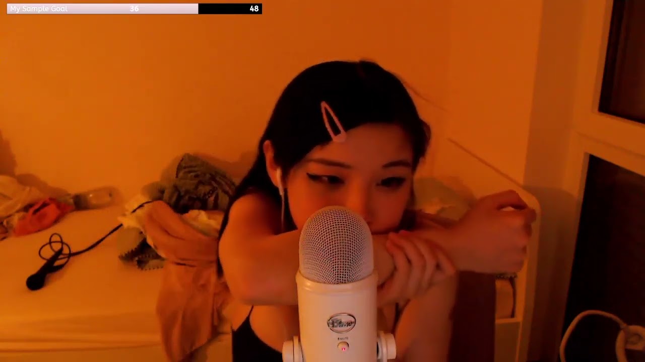 Girl Farts And Smashes Desk Youtube
