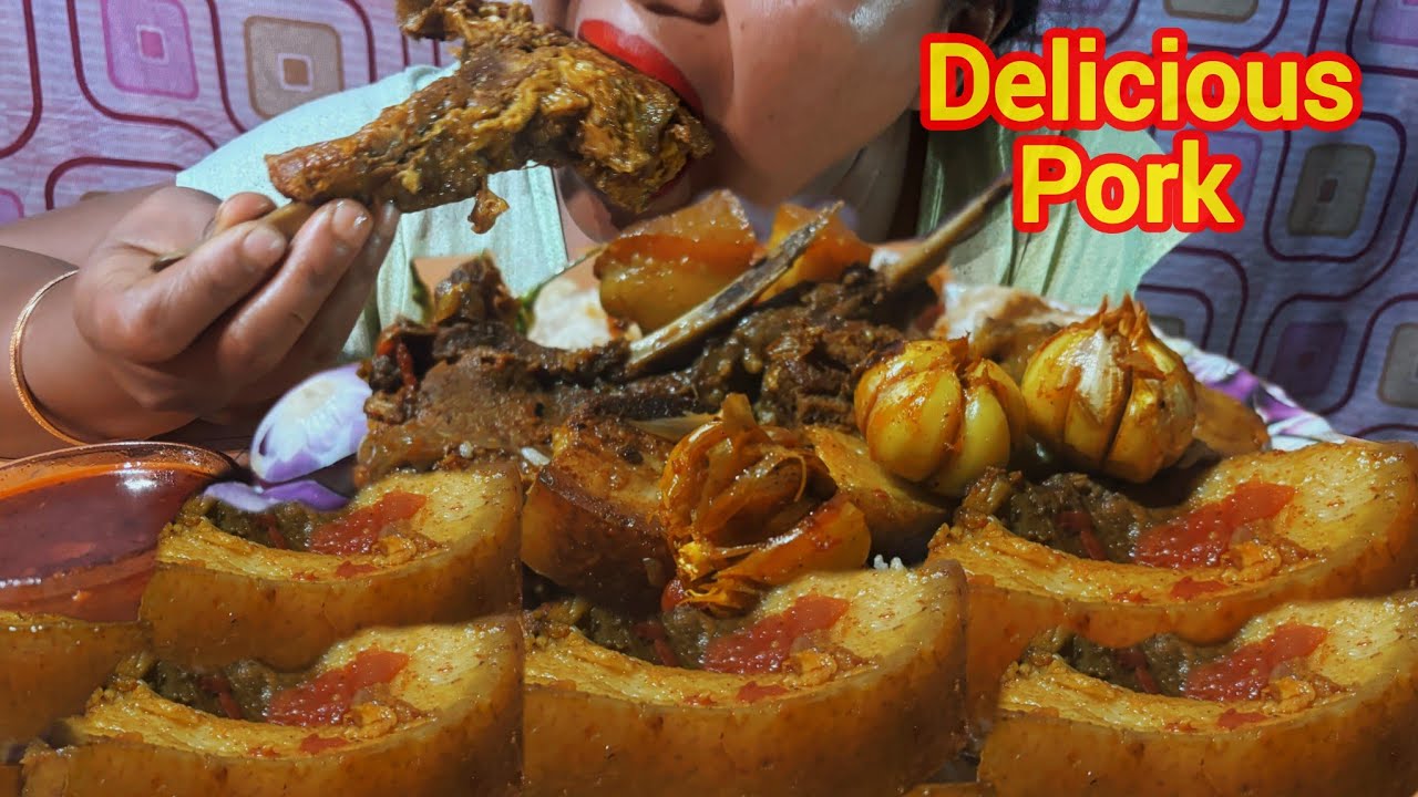 EATING PORK CURRY | SPICY PORK BELLY EATING | pork with rice & gravy ...