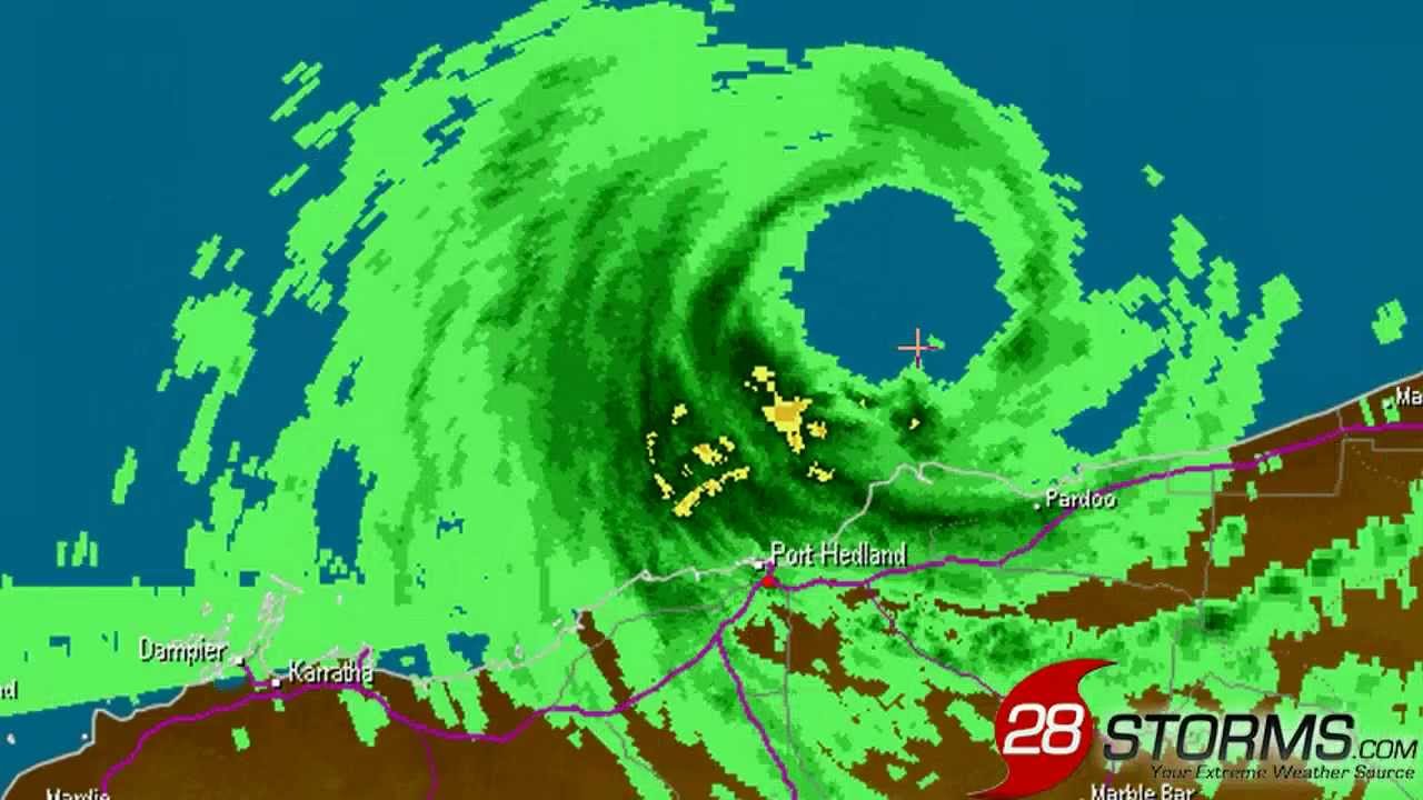 Cyclone Rusty Lashing Port Hedland - YouTube