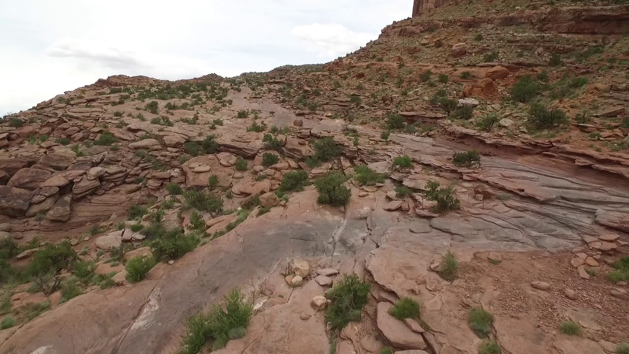 Fly over Moab rim - YouTube