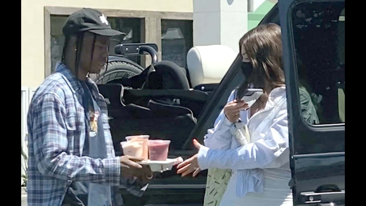 Travis Scott and Kylie Jenner seen picking up smoothies in Calabasas ...