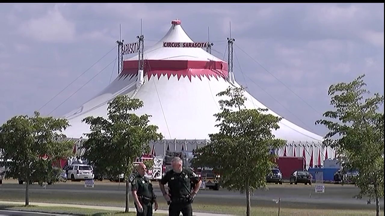 Community coming together to help injured circus performers - YouTube