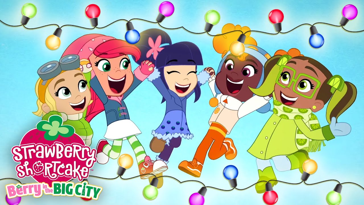 Winter Holidays with The Besties ️ Strawberry Shortcake Winter Videos ️ ...