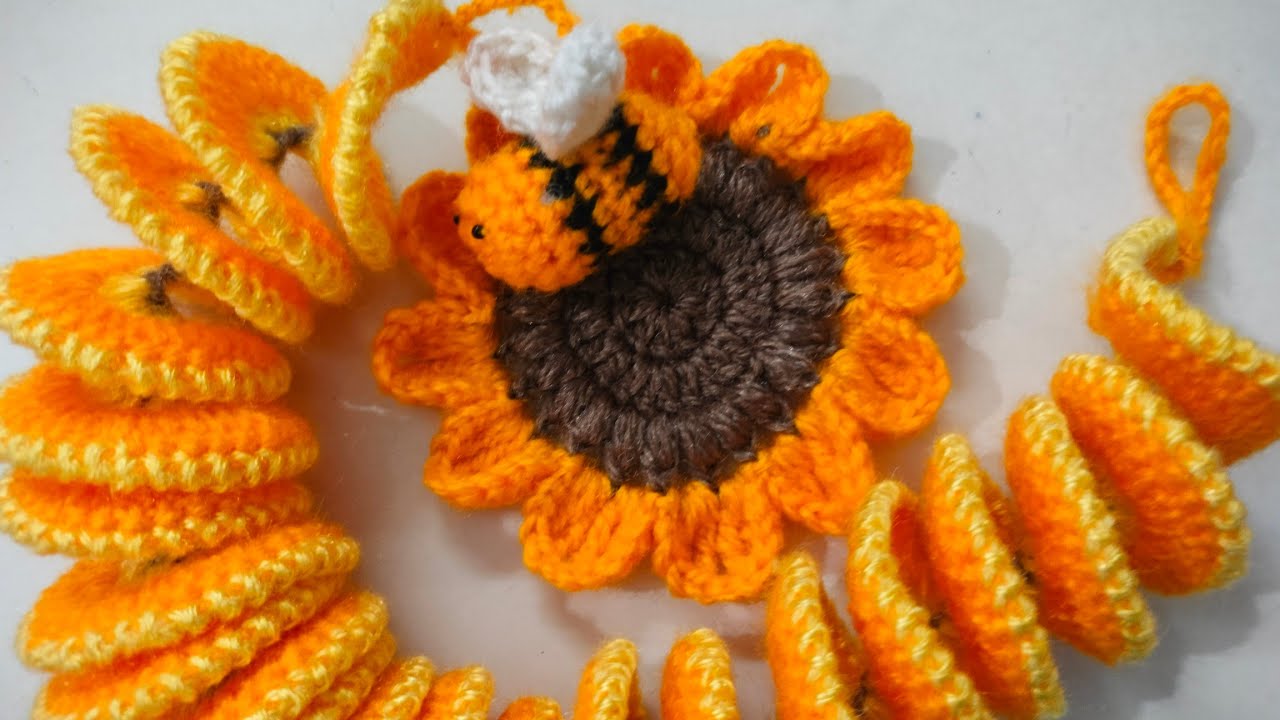 Crochet Wind Spinner, Sunflower And Bee Wind Spinner, Gifting Option ...