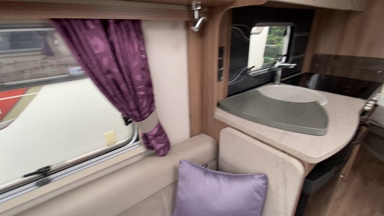 Swift Challenger 580 2017 - fixed bed - YouTube