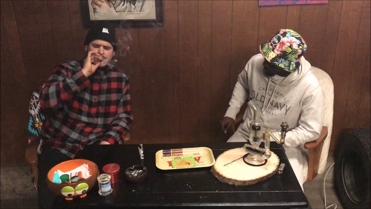Getting Way Too High in The Smokey Treehouse - YouTube