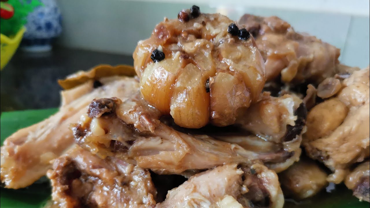 100 YEARS OLD CHICKEN ADOBONG PUTI | CHICKEN ADOBO RECIPE - YouTube