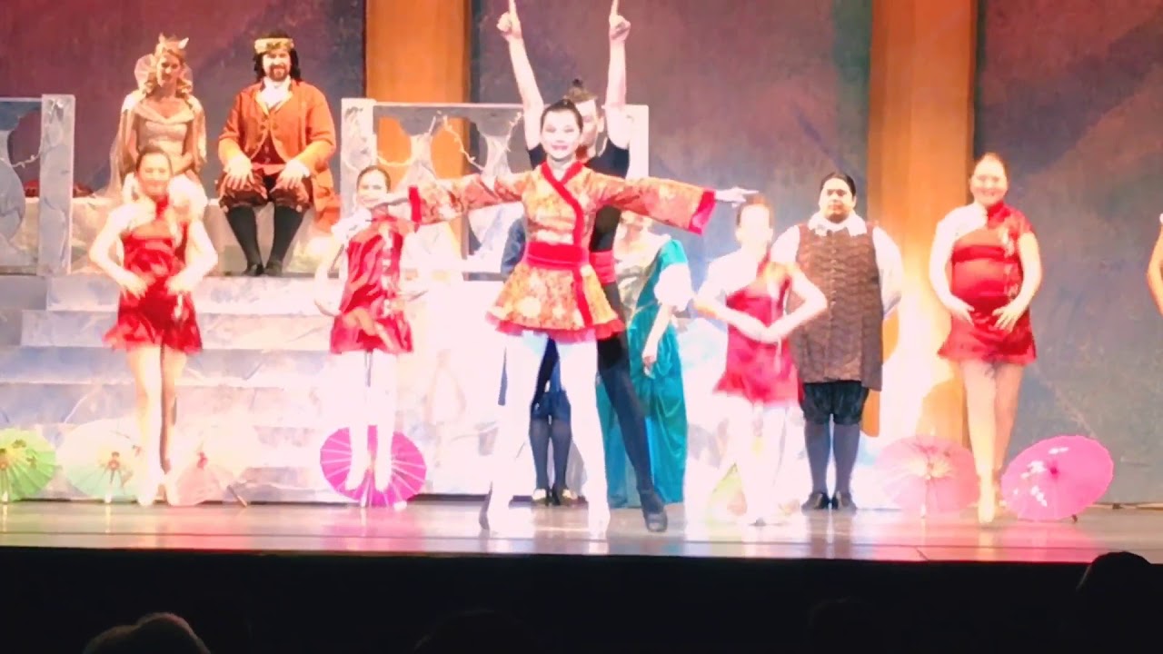 She Was Ballet Mulan That Day - YouTube