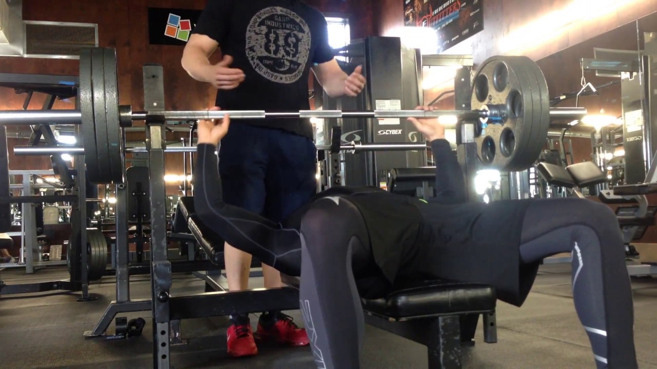 FAIL!!! How not to Bench 3 plates! - YouTube
