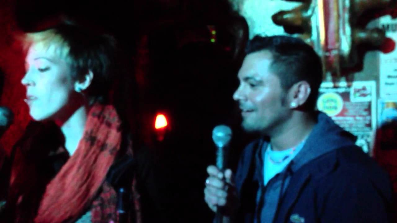Two Sexy People Singing Karaoke - YouTube