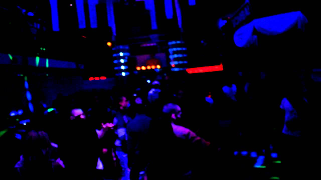 Club MIRROR 2012 január/2 - YouTube