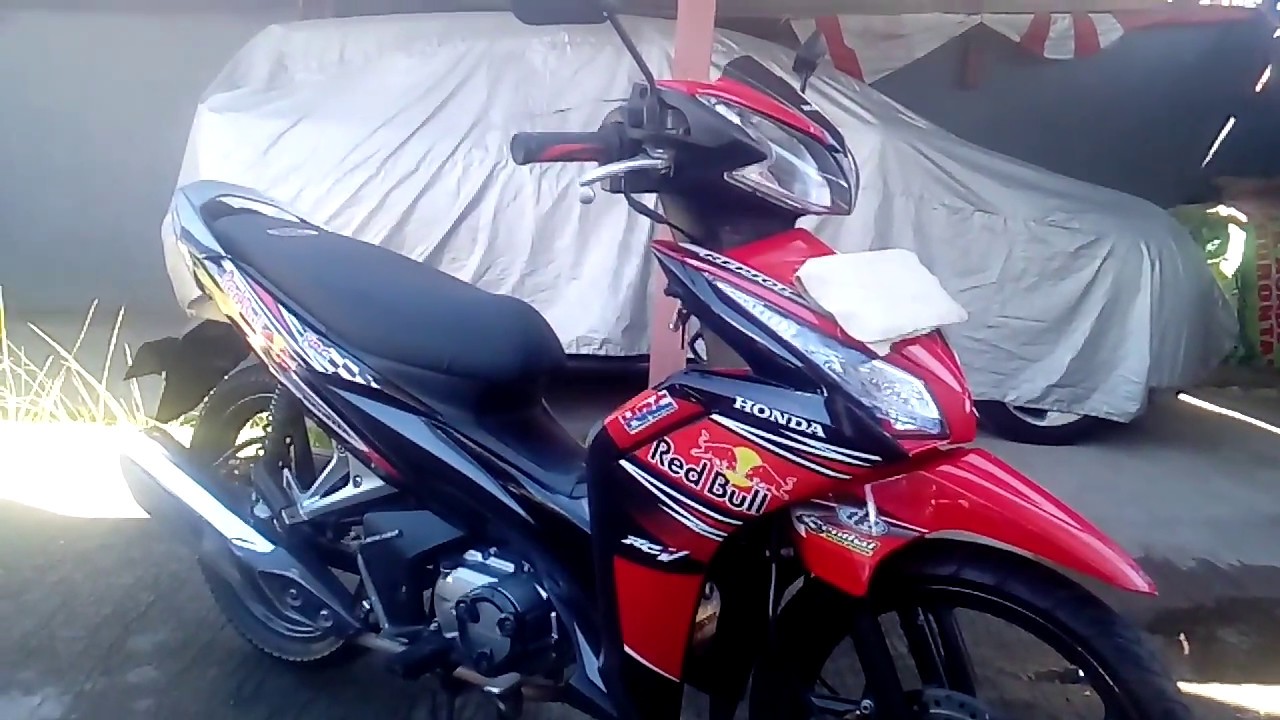 Review honda blade 110 cc tahun 2013 - YouTube
