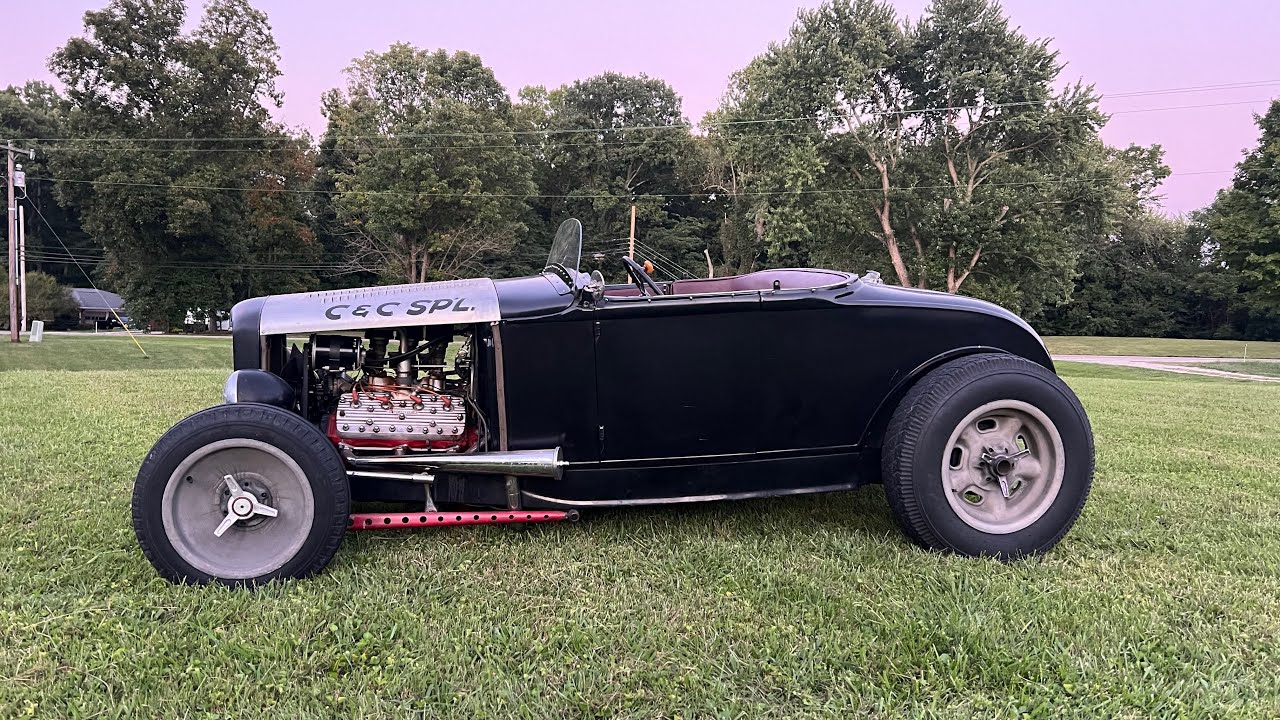 The Roy Caruthers 1931 Model A Ford Hot Rod on 32 Rails - YouTube