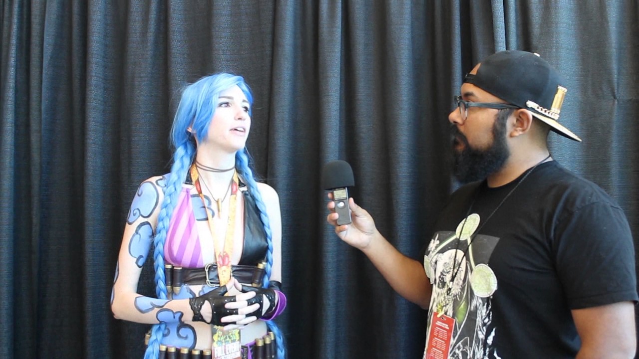 The Geek Lyfe Interviews Kingdom of Ribbon Cosplay at Phoenix Comicon ...