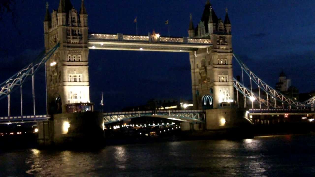 London Bridge at night - YouTube