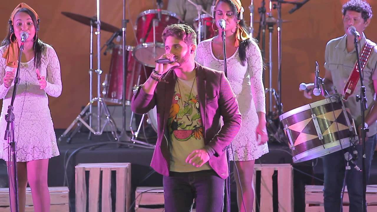 Zefa di Zeca | No Meio das Estrelas - YouTube