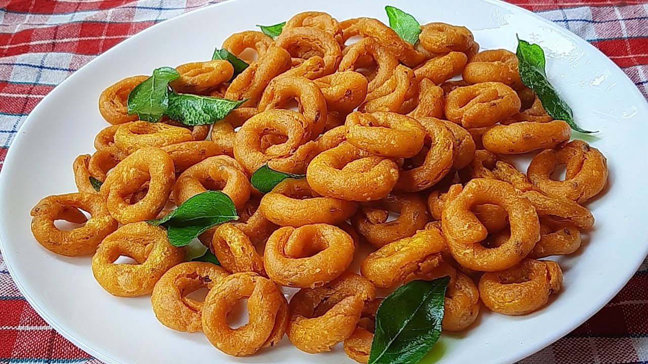 చేకోడిలు తయారి / How to make Crispy and Tasty Chekodi Recipe - YouTube