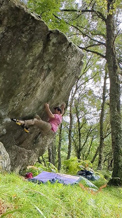 Chuck 7C+ish, Dunlichity - YouTube