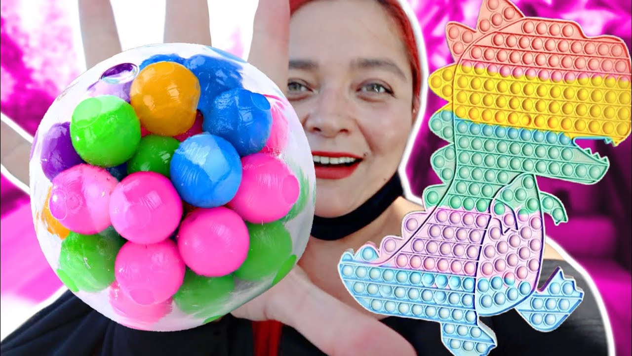 WORLD'S BIGGEST POP-IT FIDGET TOY - YouTube