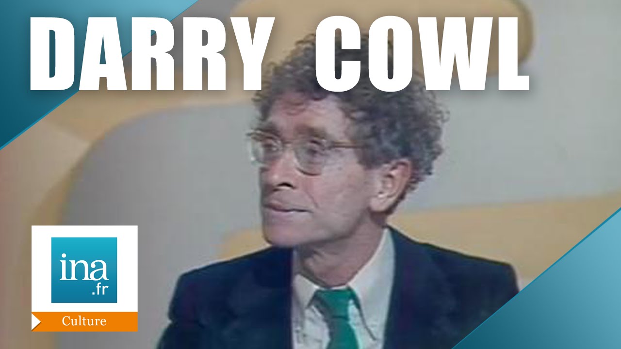 Darry Cowl "Les Dégourdis de la 11ème" | Archive INA - YouTube