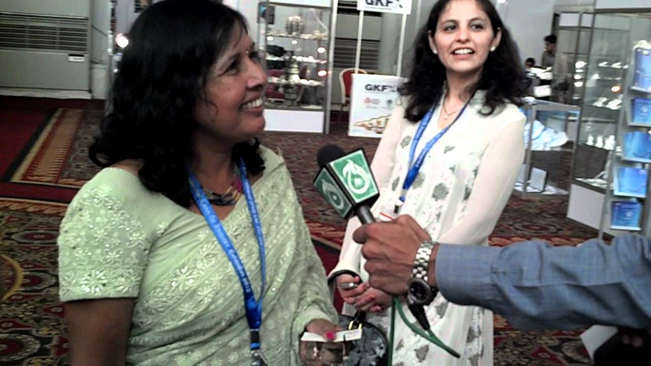 Mrs. Devika Sanghavi speaks for Indo-Pak G&J trade - YouTube