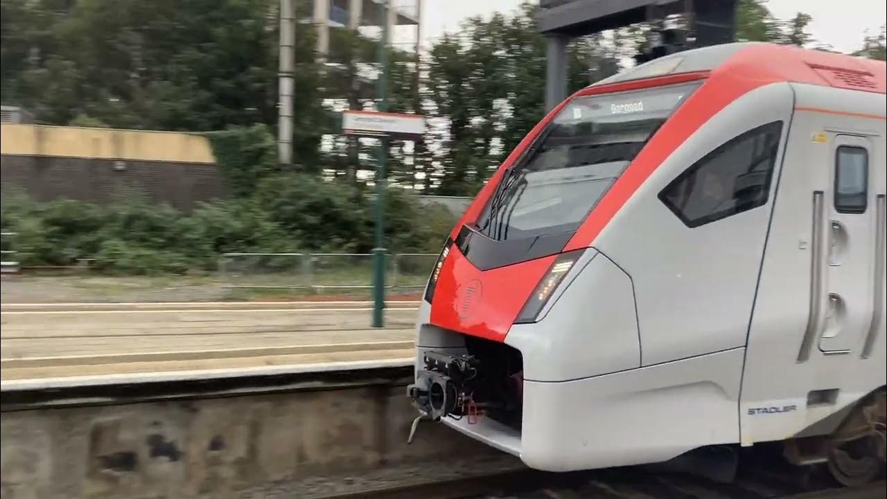 Class 231 arriving Cardiff central - YouTube