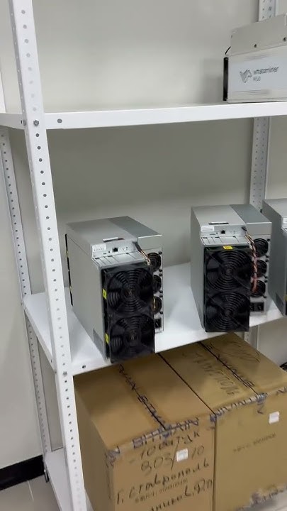 Antminer L9 17G - YouTube