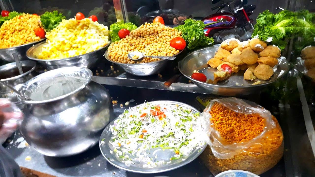 Street Food Pakistan Dahi Balay - YouTube