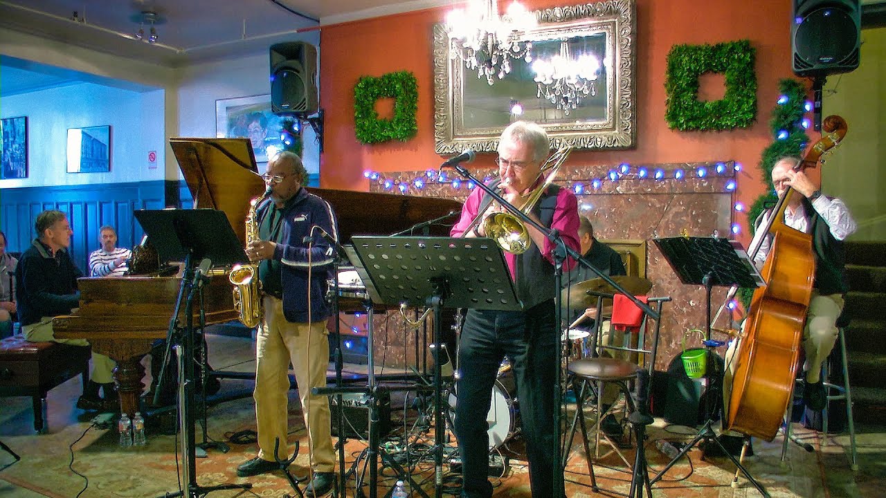 The Bob Roden Quintet at the Cadillac Hotel - YouTube