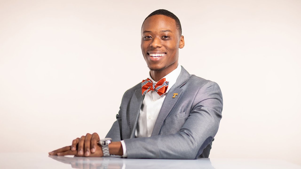 University of Tennessee, Knoxville, Staff Member Aaron Dixon ('19 ...