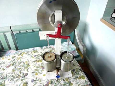 Tin Can Stirling Engine - YouTube