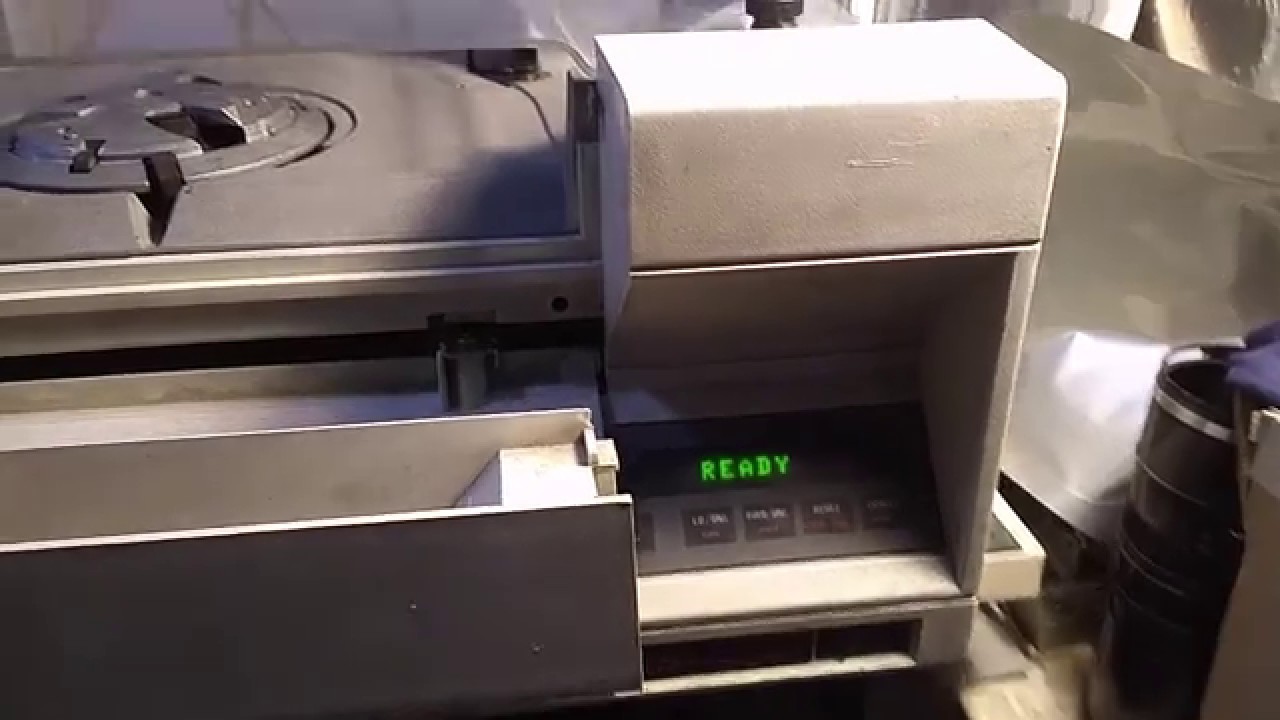 M4 DATA 9914 9 track tape drive loading - YouTube