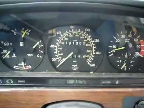 1985 Mercedes Benz 380SE W126 cold start - YouTube