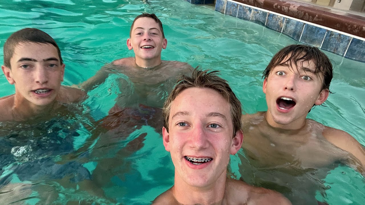 Pool shenanigans 🏊‍♂️🏊‍♂️🏊‍♂️ - YouTube