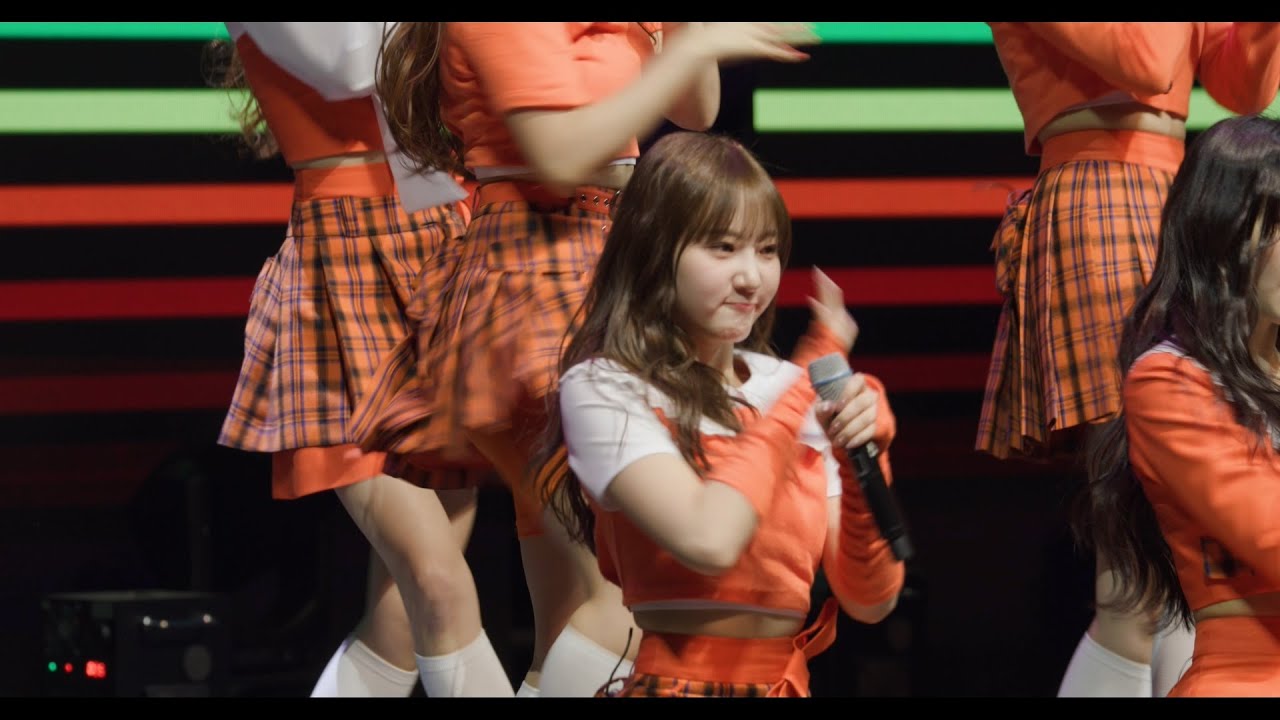 230329 첫사랑(CSR) 예함 - 첫사랑 (Pop? Pop!) - YouTube