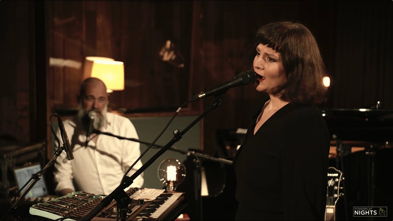 Heidi Happy - My Love Wont Wait For You - YouTube